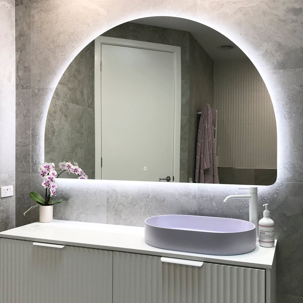 Arco Arch 1500mm x 1000mm Backlit LED Mirror with Polished Edge and De ...